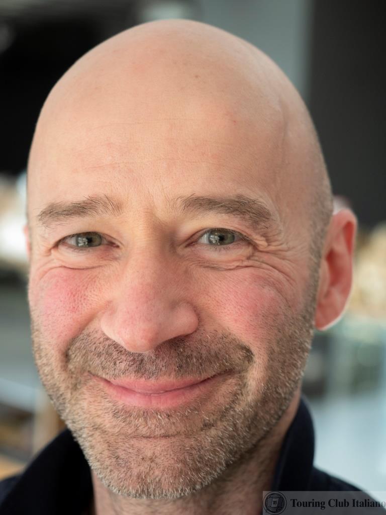 Il negozio di Mario, custodia di tipicità e umanità a Gromo | Touring ...