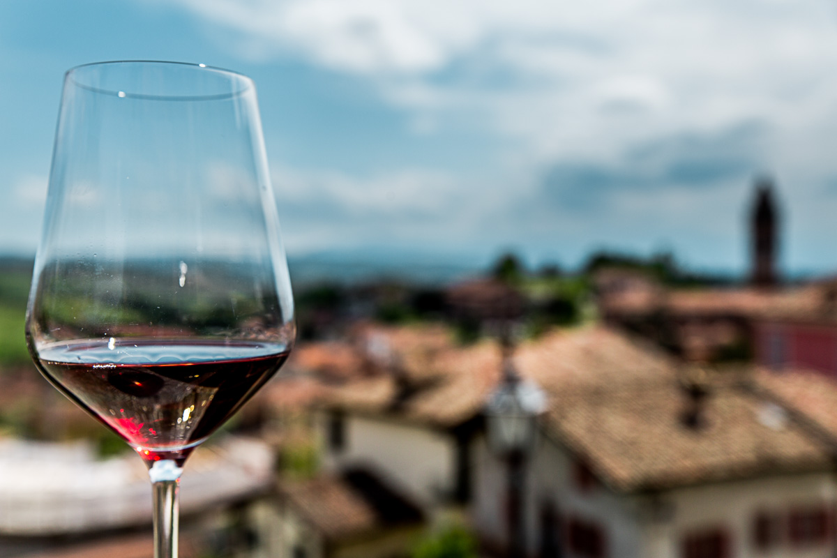 Monforte d'Alba: cosa vedere, dove dormire, dove mangiare | Touring Club