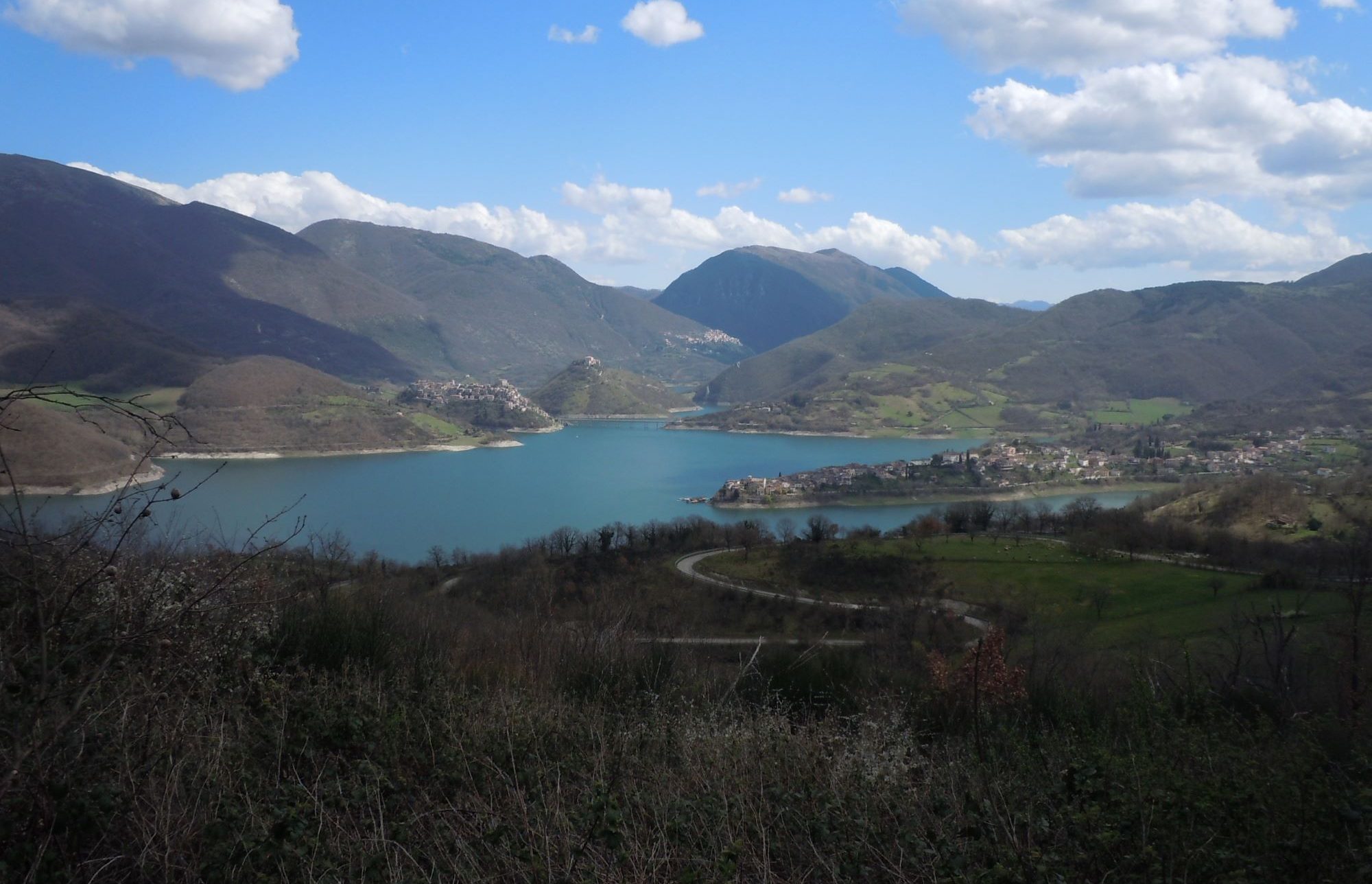 Castel di Tora (Ri) e il Borgo fantasma di Antuni