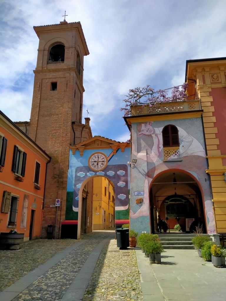 Dozza: cosa vedere, dove dormire, dove mangiare | Touring Club