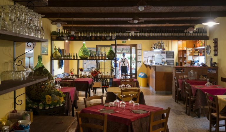 Pignone: cosa vedere, dove dormire, dove mangiare | Touring Club